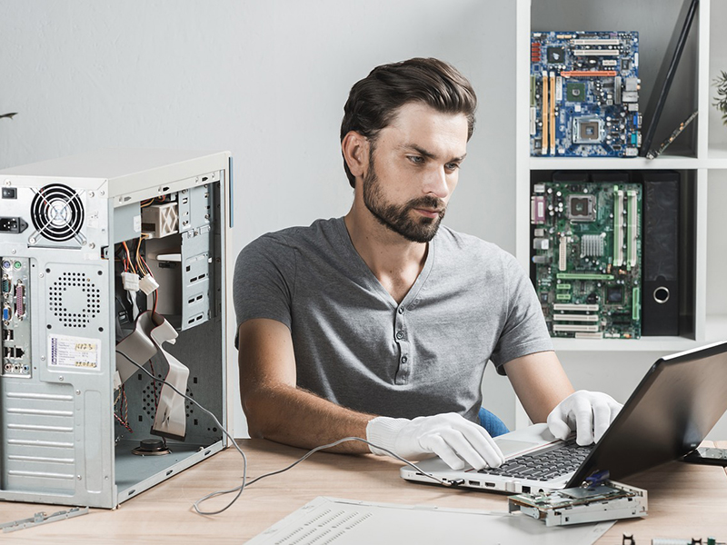 Caso Galeazzi: se hackerano anche un esperto, nessuno è davvero al ...